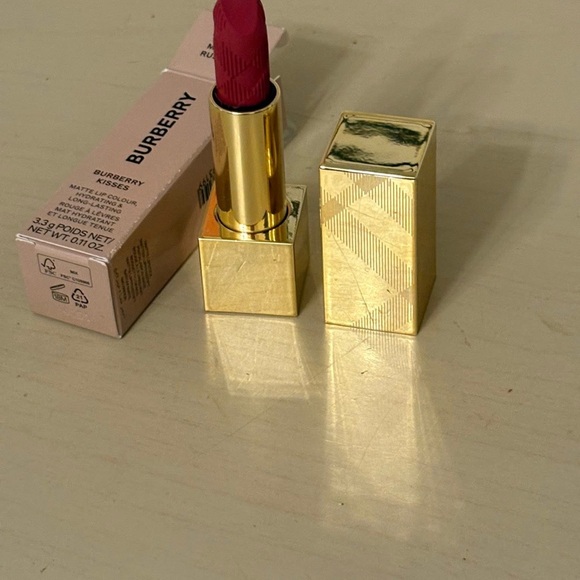 Burberry | Makeup | Burberry Kisses Matte Lipstick In Russet | Poshmark
